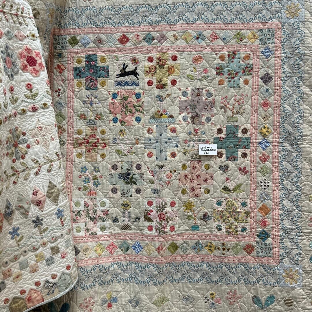 Susan Smith's ' We Are Family ' Pattern - Pincushion Pantiles